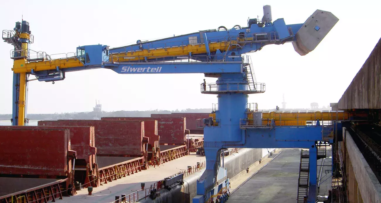 Repeat Siwertell unloader order for safe sulfur and rock phosphate ...