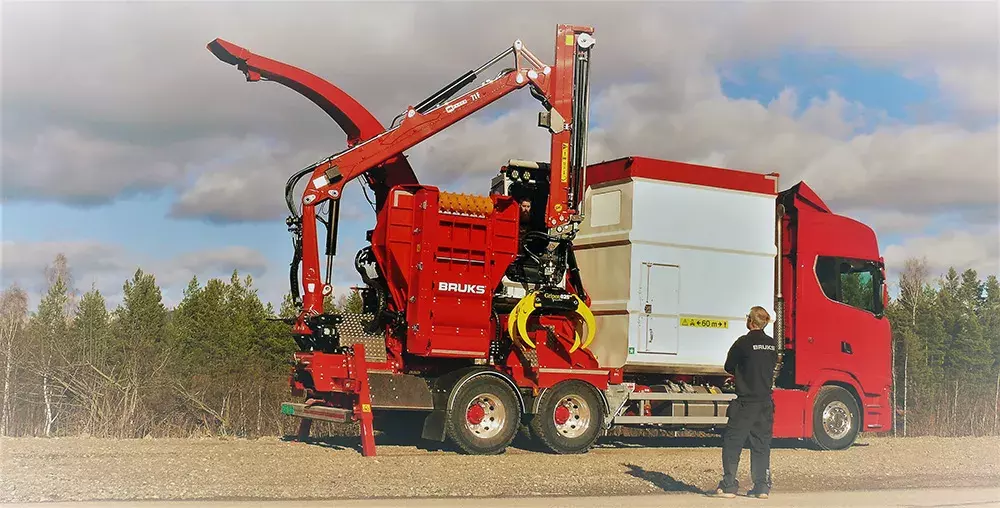 Mobile chipping delivers consistency and capacity to bioenergy markets ...