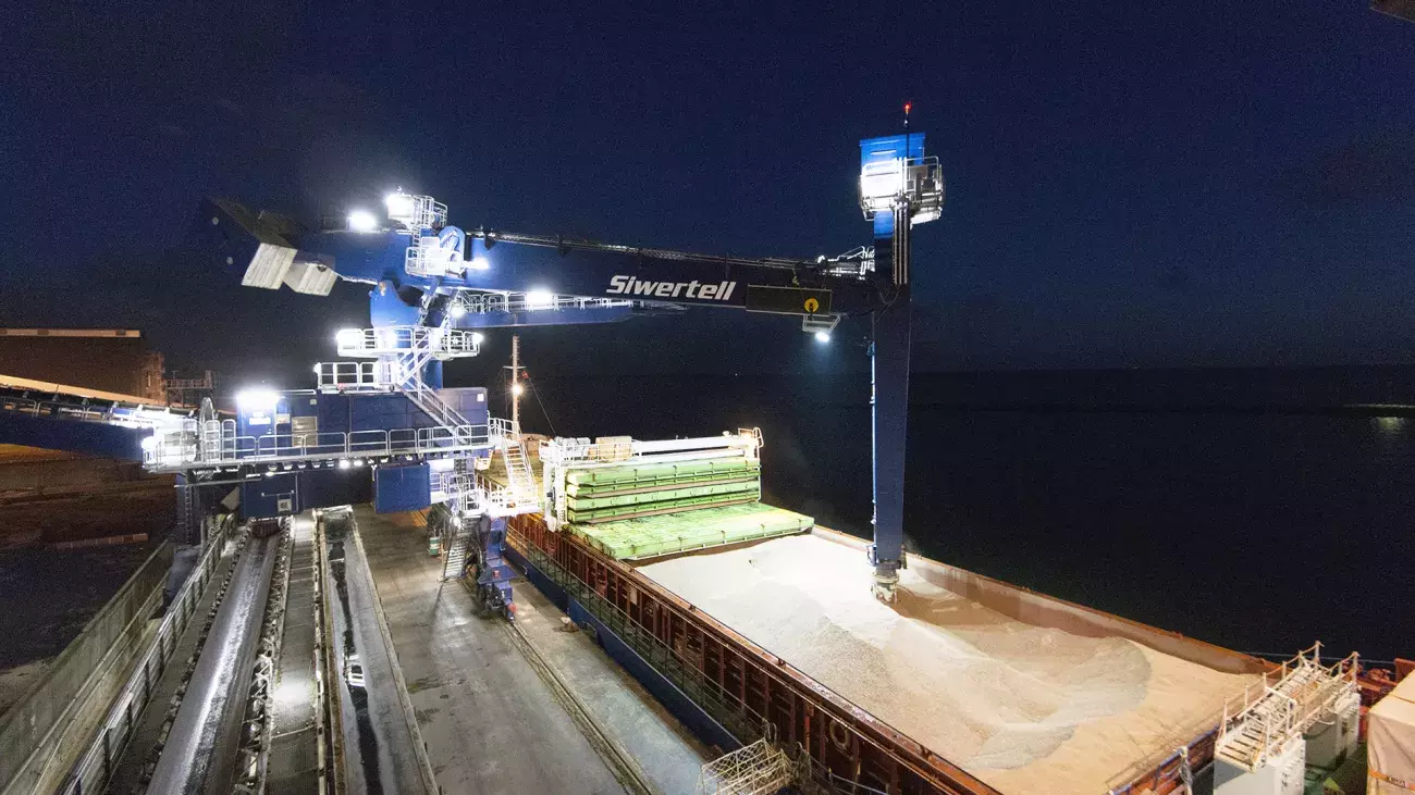 Unique biomass handling capabilities | Bruks Siwertell