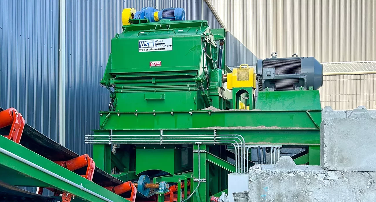 Enhanced Wood Waste Processing With C&D Recycling Solutions | Bruks ...