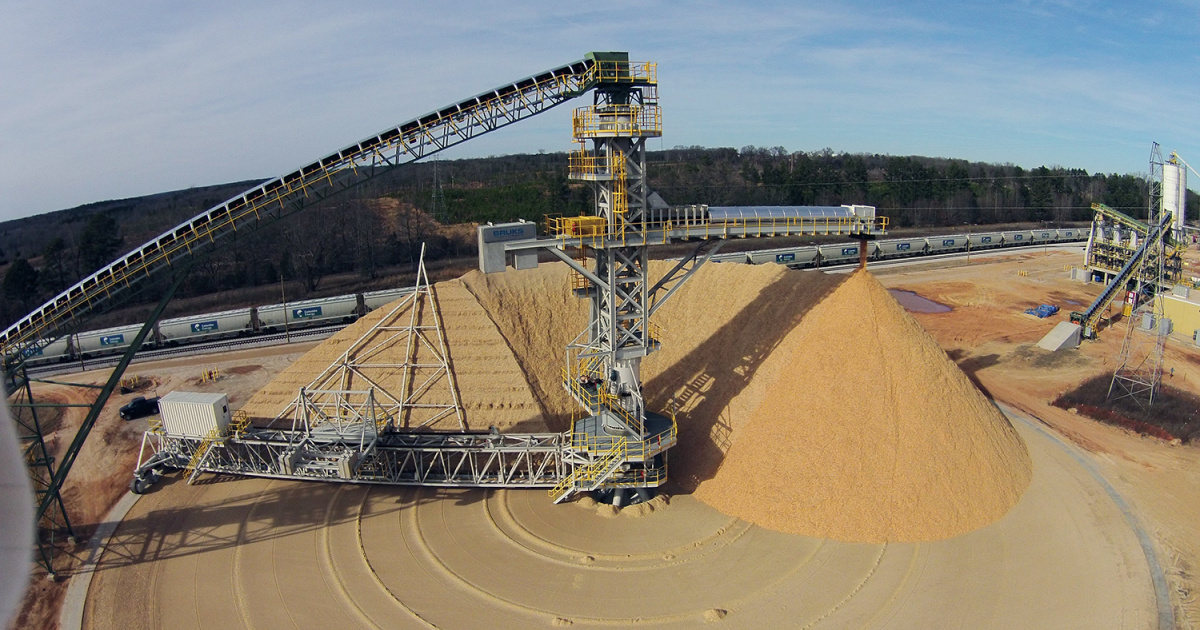 Blending bed stacker reclaimer | Bruks Siwertell